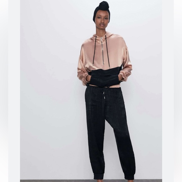 Zara | Pants & Jumpsuits | Zara Satin Pouch Jacket And Pant Set Size ...